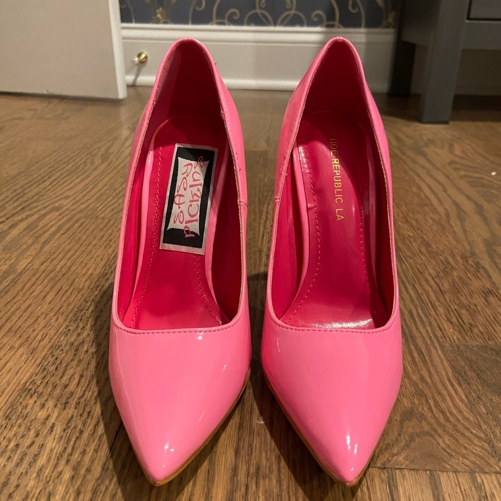Hot Pink Patent Leather Shoe Republic La Pumps - Gem